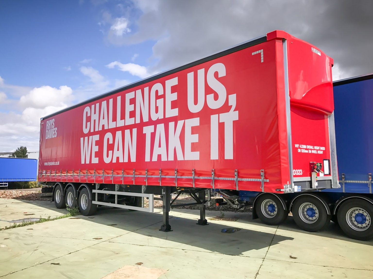 Curtainsider | Lawrence David Limited