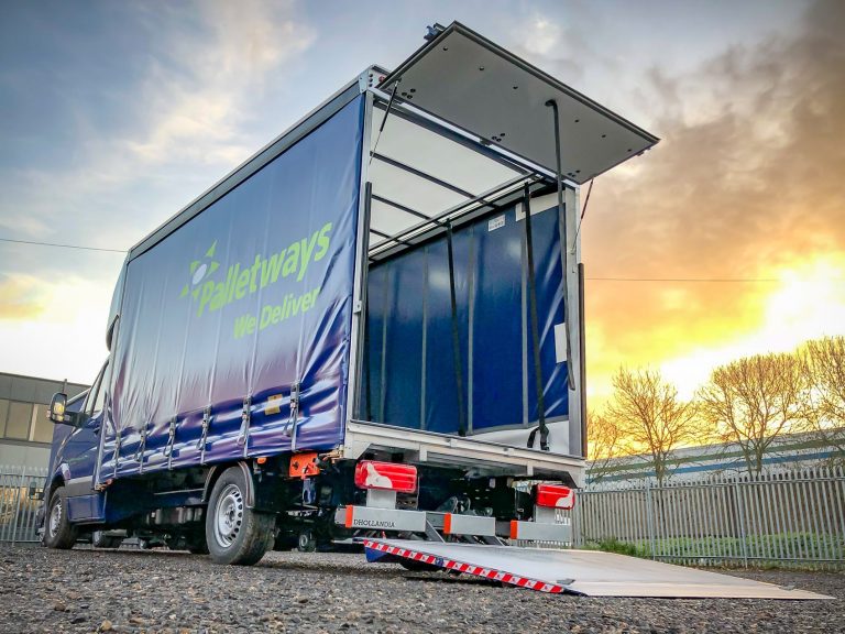 3.5 - 6.0t Curtainsider | Lawrence David Limited