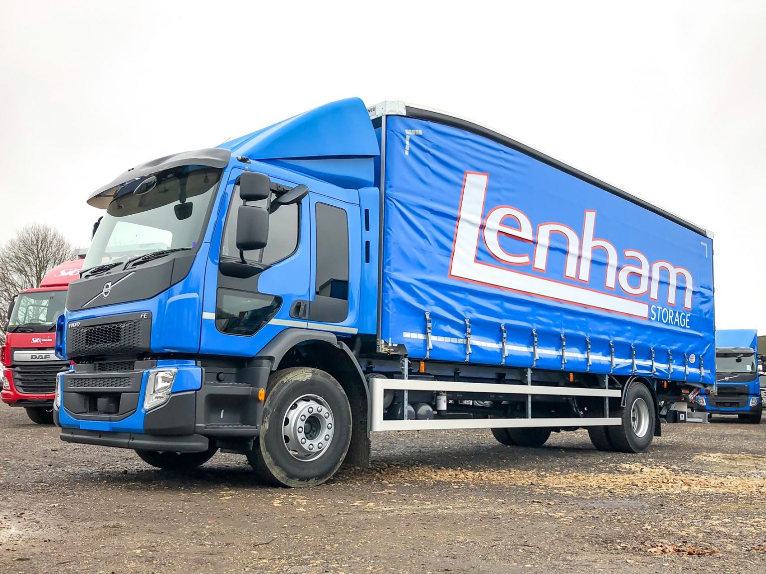7.5 - 32t Curtainsider | Lawrence David Limited