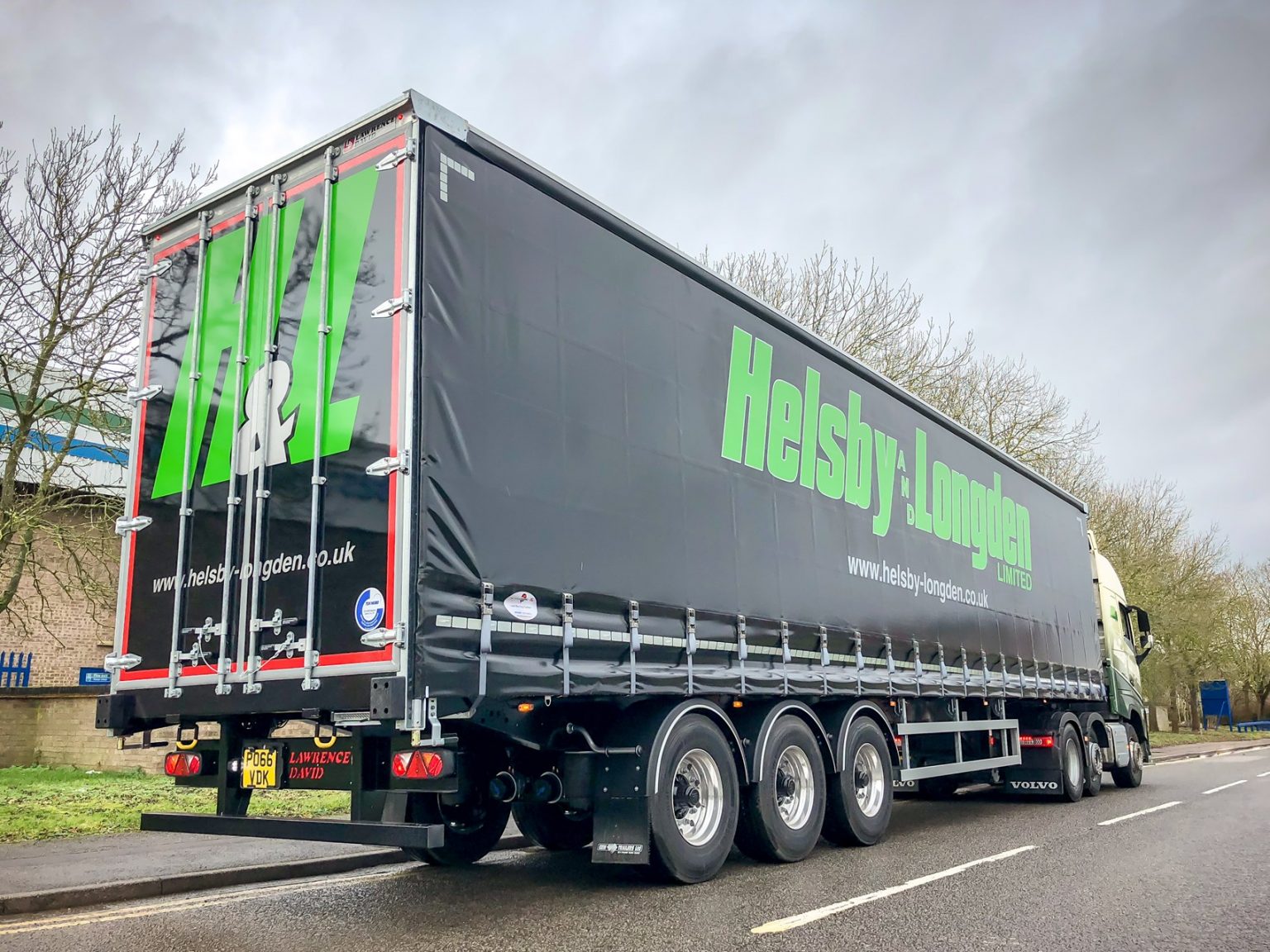 Curtainsider | Lawrence David Limited